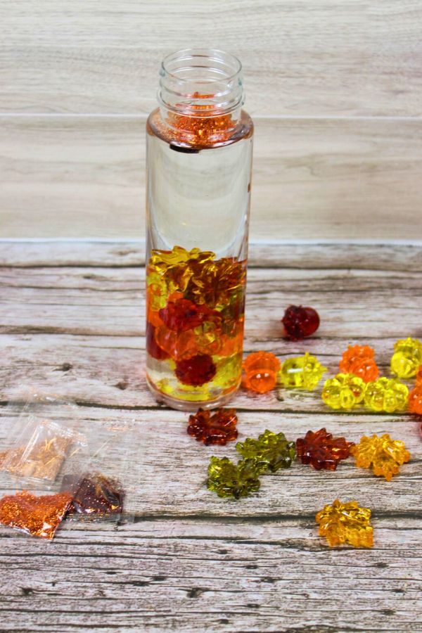 Easy Fall Sensory Bottles That Are Calming For Kids
